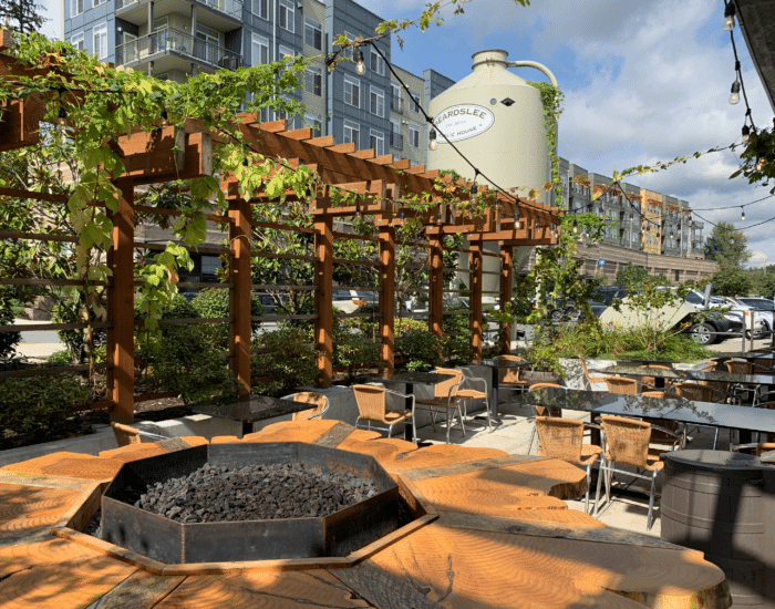 Discover Outdoor Dining In Bothell, WA - Begin at Bothell